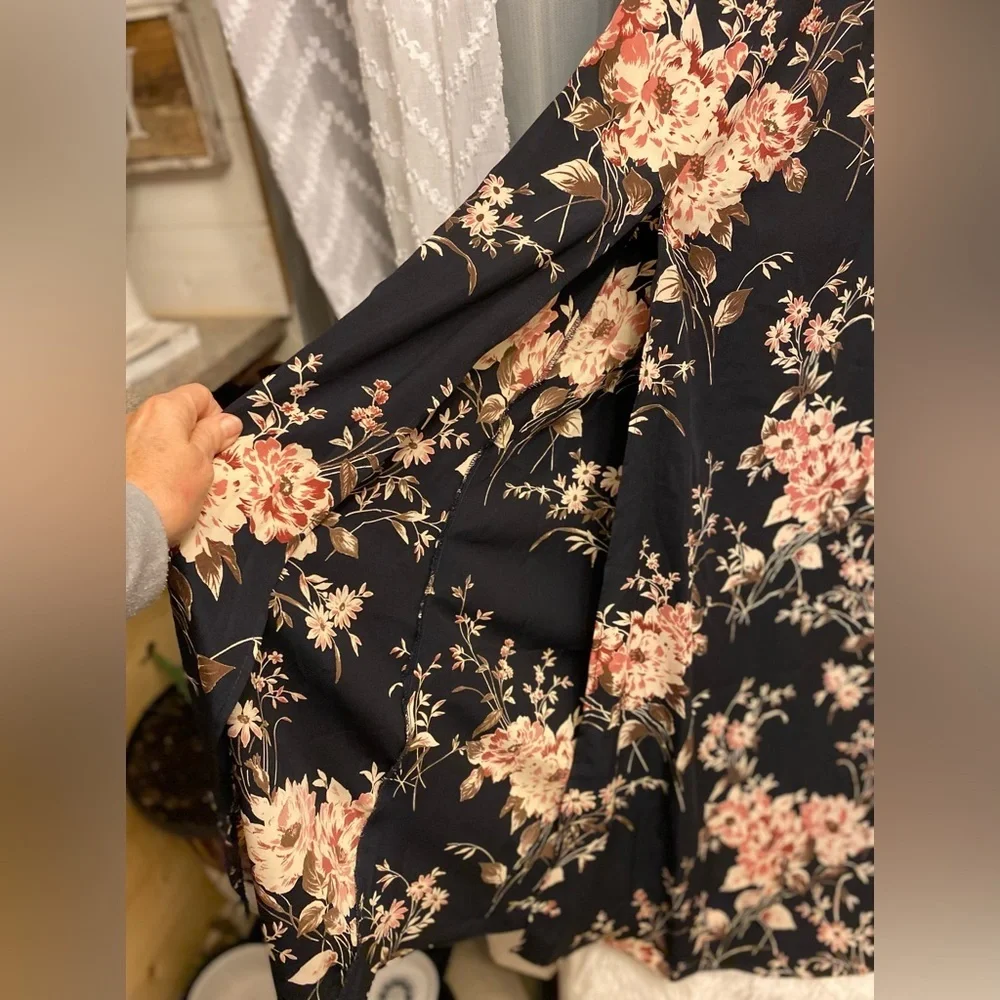 Lulus | Dresses | Lulus Feel The Music Midnight Navy Floral Maxi Dress ...